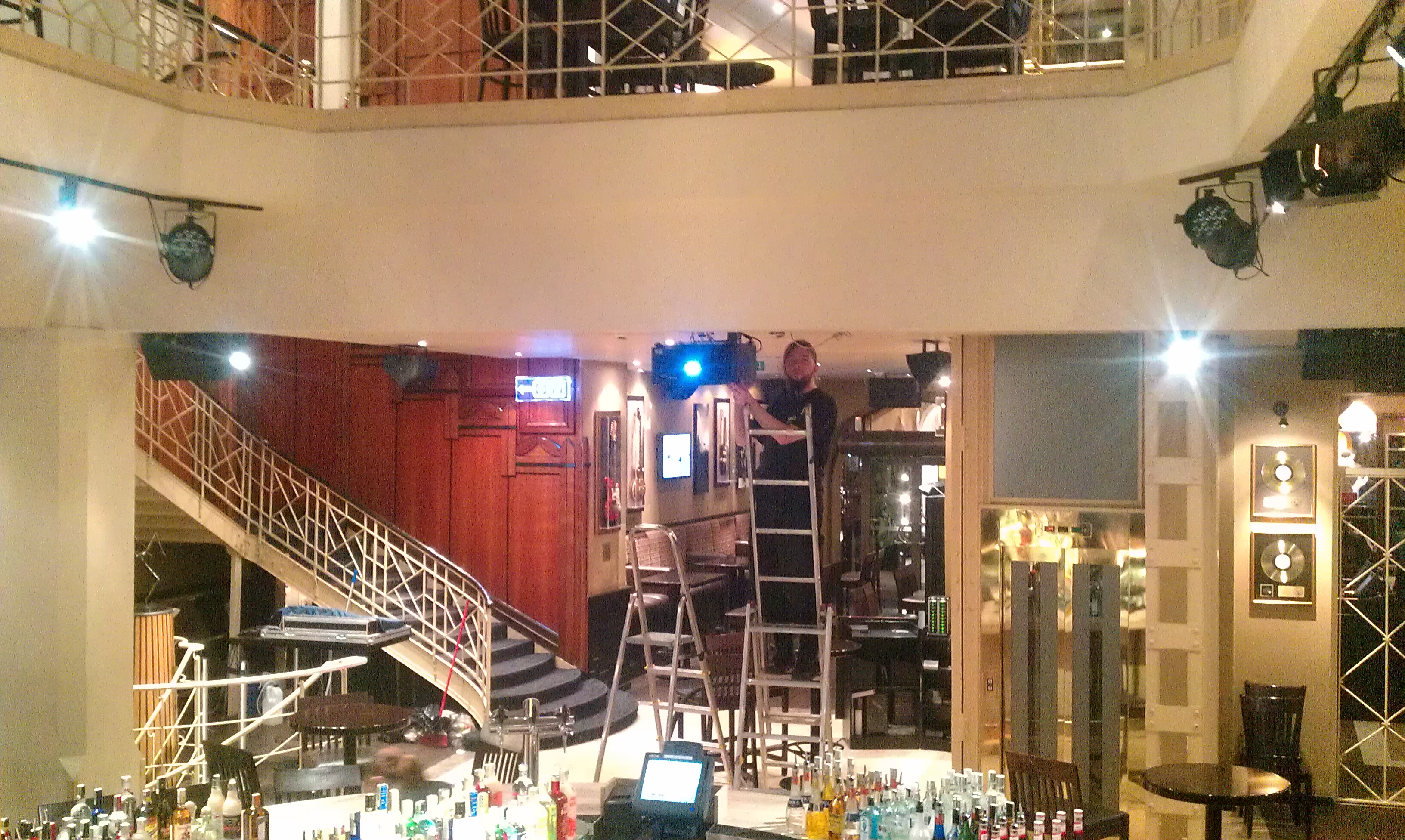 Merdeka s.r.o. - Reference - HARD ROCK CAFE PRAHA